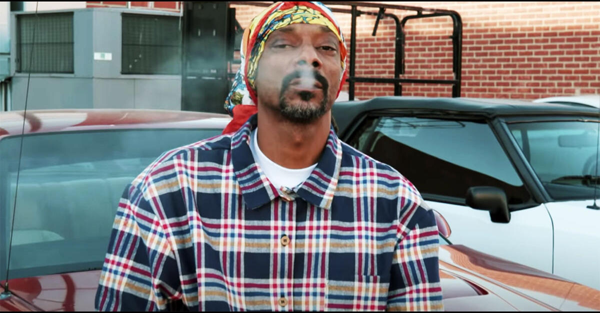 High Tune: Snoop Dogg's 'Roaches in My Ashtray'
